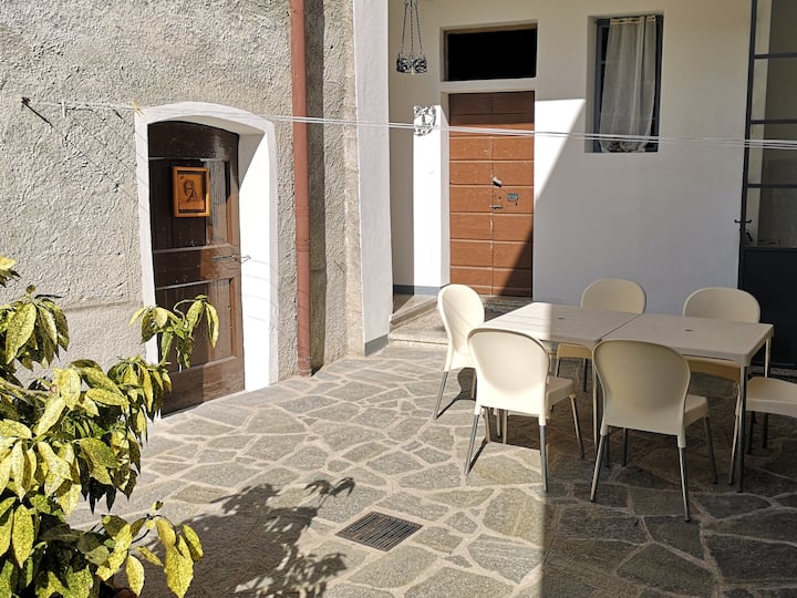 Lacasadellezie - Lake Como - For Large Families! - Menaggio