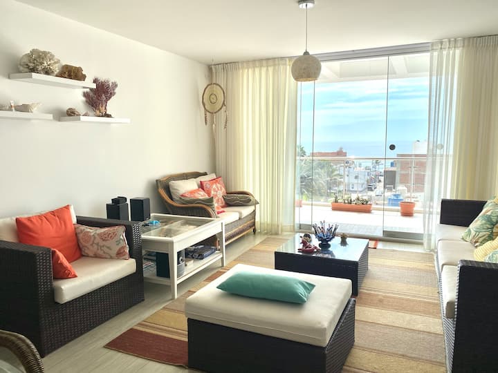 Cozy Apartment With Balcony & Ocean View - Huanchaco