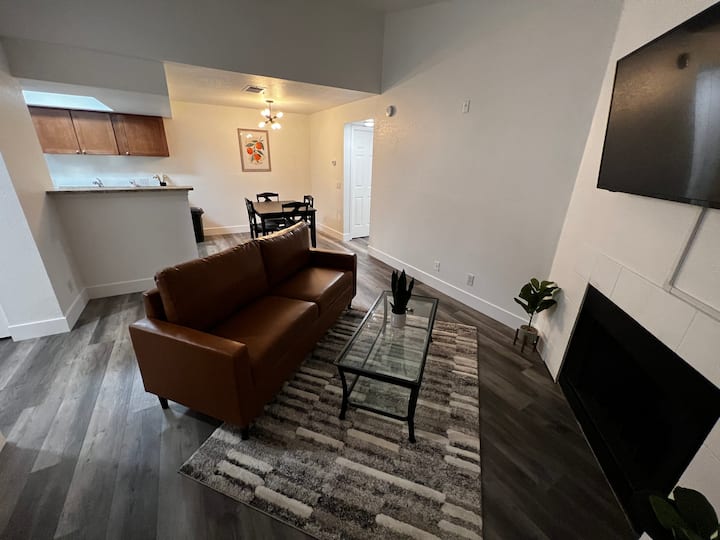 1 Bedroom Lovely Condo - Henderson, NV