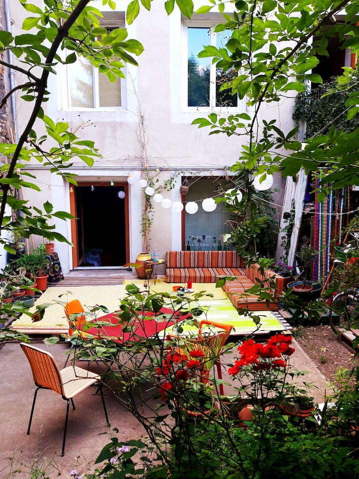 Duplex  Atypique Avec  Jardin En Centre Ville . - Andrézieux-Bouthéon