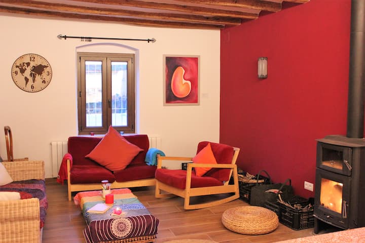 Magnifica Casa En El Bosque:cal Faro, Bcn,28person - Igualada