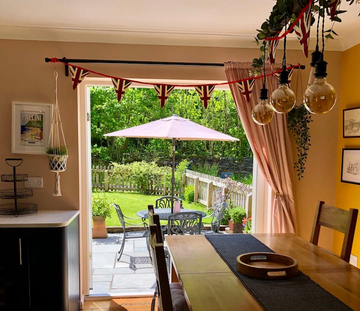 2-bedroom Home In Betws-y-coed - North Wales