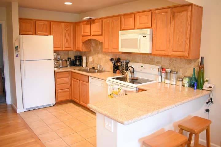3/2 Townhome Heavenly & Tahoe Rim Trail - Genoa, NV
