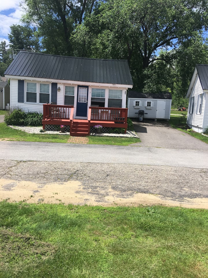 2 Bedroom Cottage With Dock Rental Available #3 - Laconia, NH