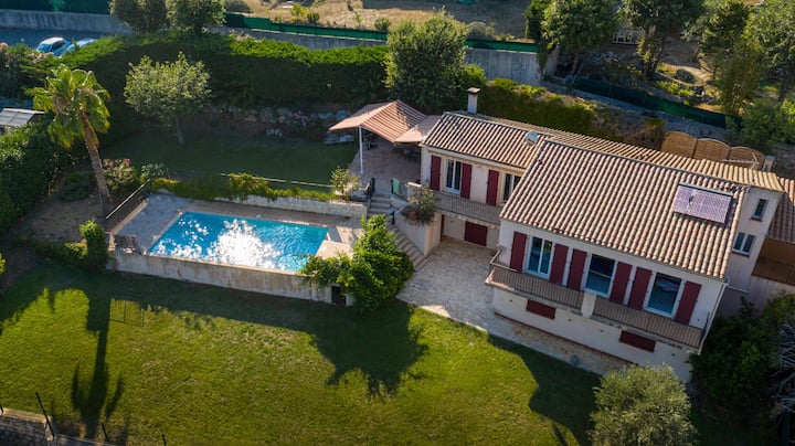 Au Centre De La Côte D’azur Villa Familiale Calme - La Gaude