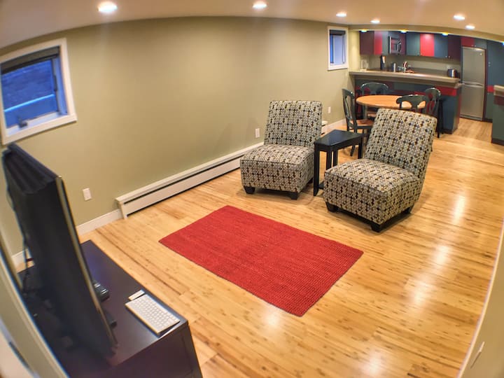 Highland Park Guest House - Denver Art Museum