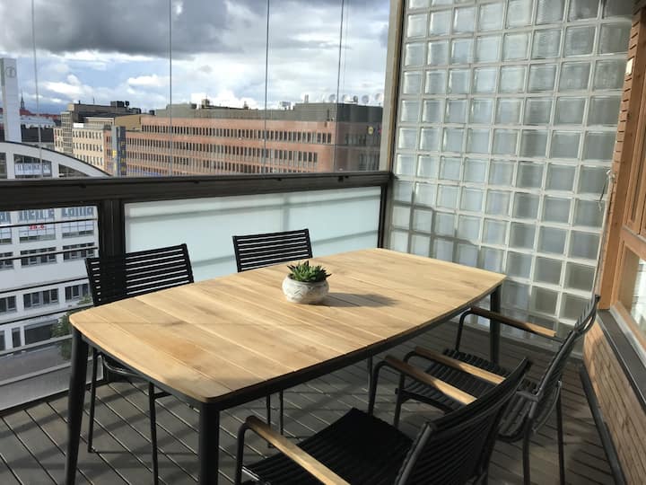 Stylish Apartment With Balcony And Sauna - Helsinki