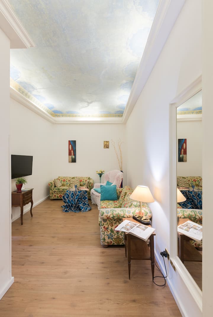 Borgognissanti Apartment 6 - Florence