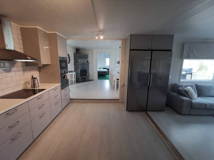 Stort Modernt Hus I Skärgården Nära Centrum - Mariehamn