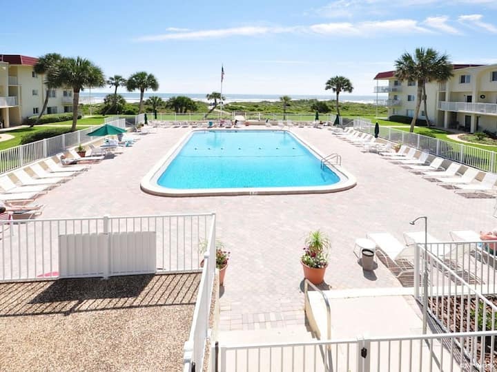Beachfront St. Augustine Condo • Pool, Ocean Views - St. Augustine Beach, FL