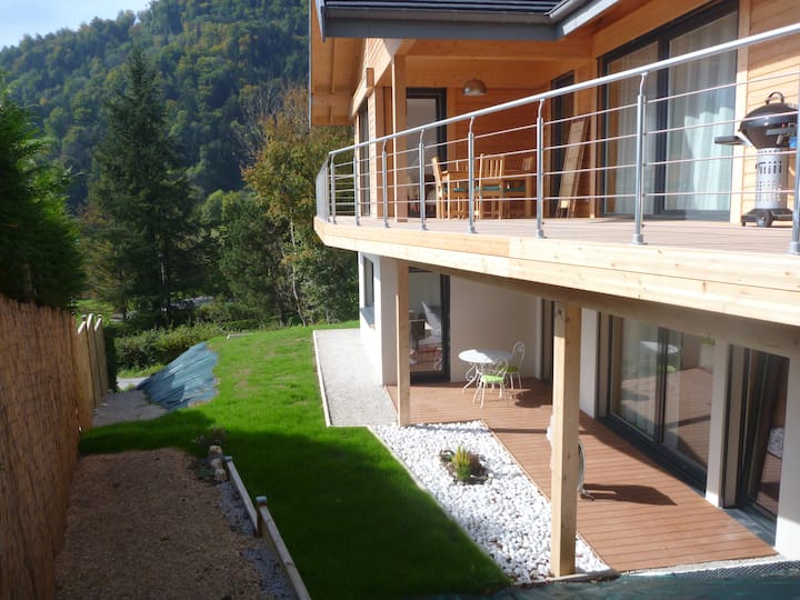 L’edzen  Entre Lac Et Montagne - Haute-Savoie