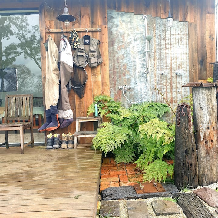 Rubicon River Fly Fishing Cabin - Mount Buller
