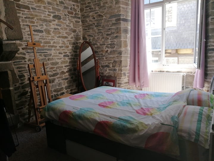 Maison Familiale à L'architecture Atypique - Morlaix