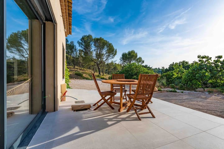 Lovely House Down The Hill - Gardanne