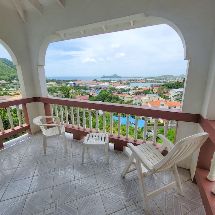 Venance Grand Yer Top Floor Overlooking Rodney Bay - Saint Lucia