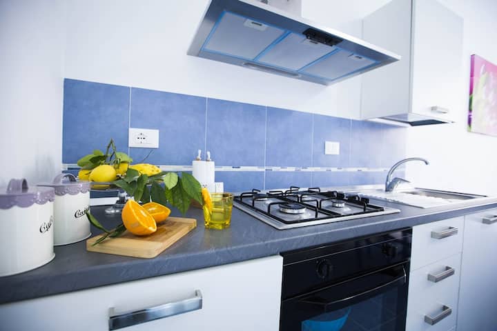 Intero Appartamento "Flora" Per Vacanze In Sicilia - Castellammare del Golfo