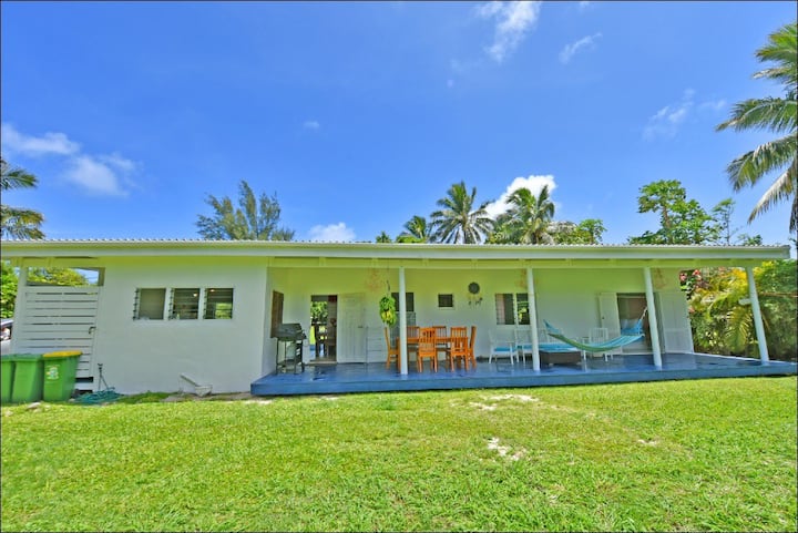 Beach House With Car/nikao. - Rarotonga