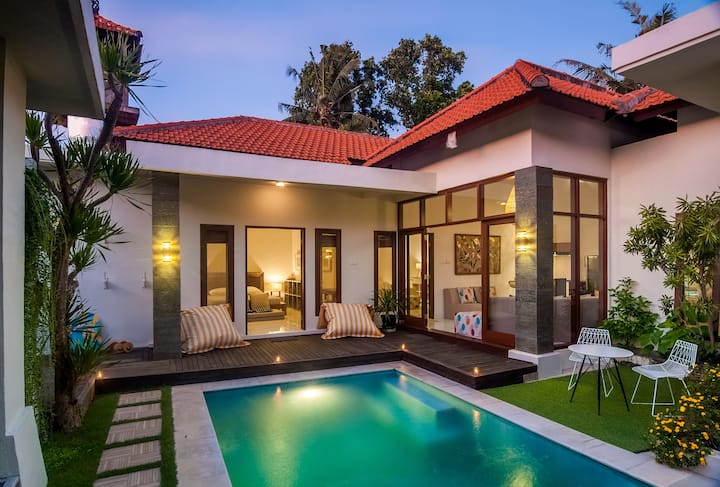 Cozy 3 Bedroom Villa With Private Pool - Bali