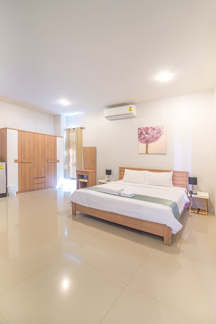 Studio Budget King Bed W/ Window (No Balcony) - Phuket