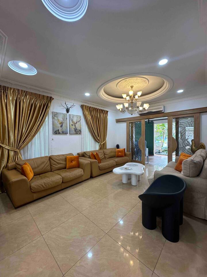 Kajang Pool Party Villa - Bangi