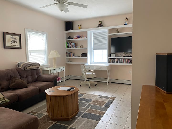 2 Br - Lansing, MI