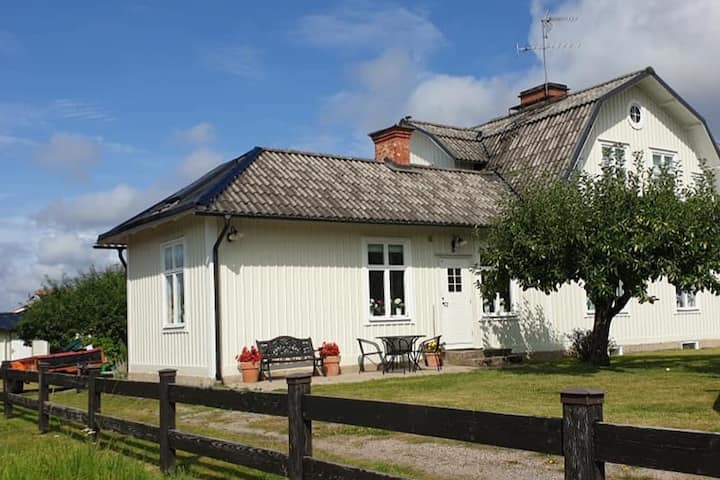 Modern Lägenhet Med Ac I Charmigt Sekelskifteshus - Arboga
