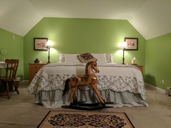 Bromley Brook Cape Green Room - Stratton Mountain