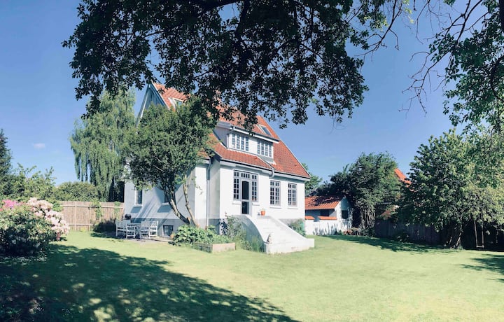 Charming Villa Apartment In Beautiful Risskov - Aarhus