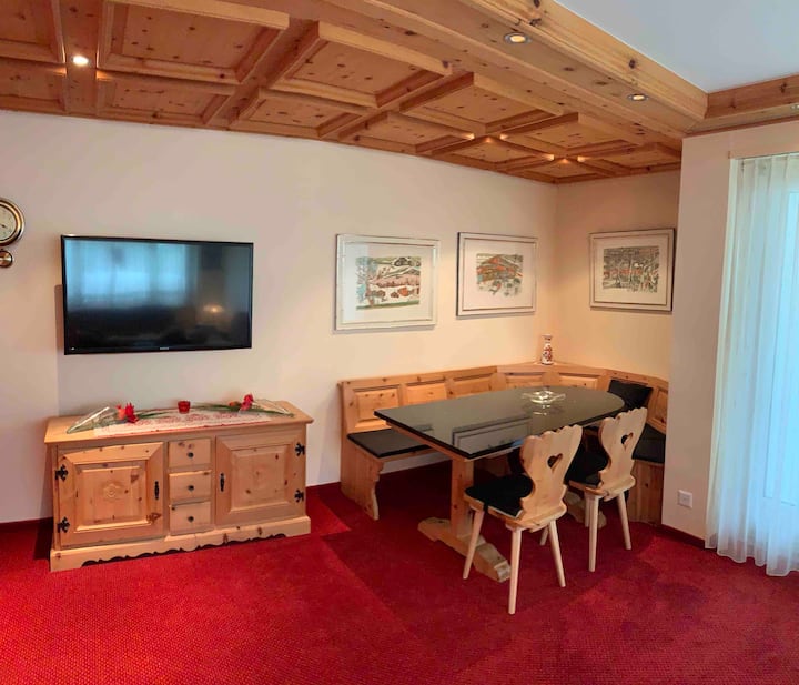 Beautiful, Central 3 1/2-room Holiday Apartment - Valbella