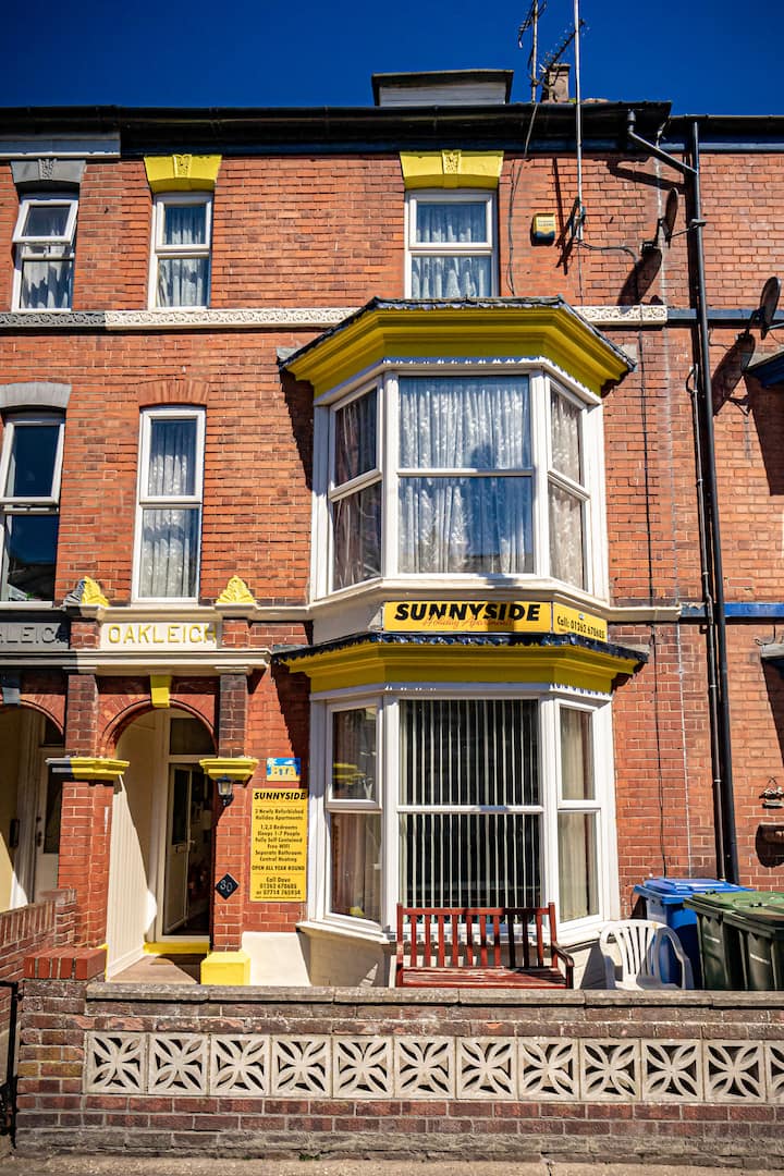 Home From Home Sunnyside Holiday Apartment 1 - Bridlington