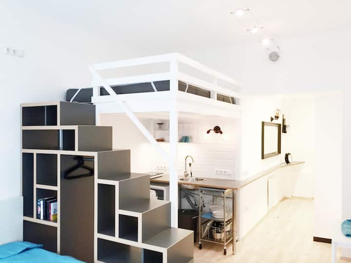 Atelier Chic & Douillet Pour 4 à Vienne-margareten - Vienna