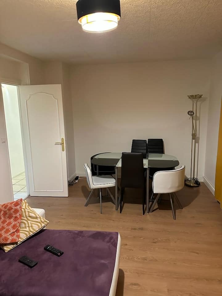 Une Chambre à Disposition Dans Un Bel Appart. - Bondoufle
