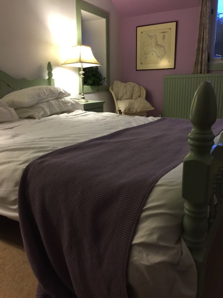 3 Nights Minimum, Town To Frakkafield 7 Min Drive - Lerwick