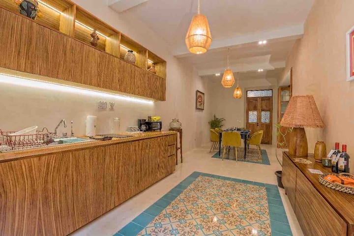 Basquiat Appartement Au Design Magnifique, 47e Rue - Merida