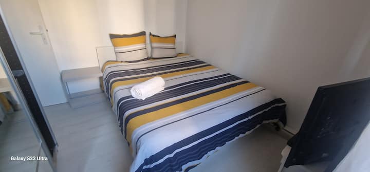 Chambre à Côté De La Suisse - Gaillard
