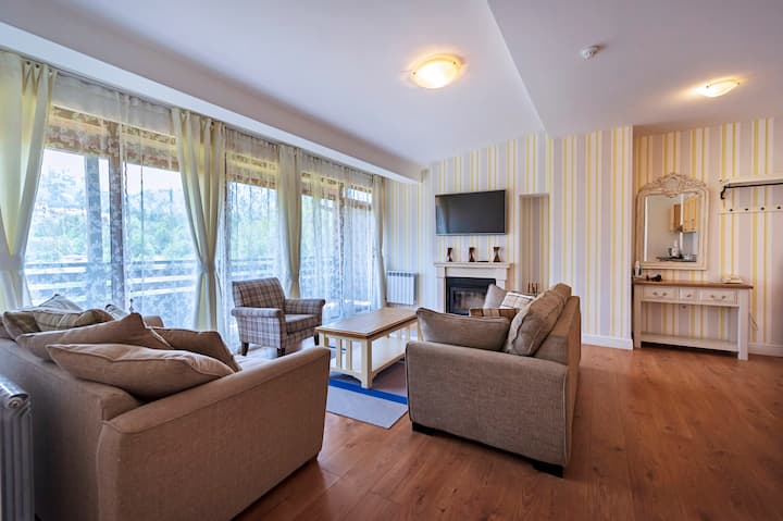 Luxury★2-br Ski-in/ski-out Penthouse ★Lovely Views - 班斯科