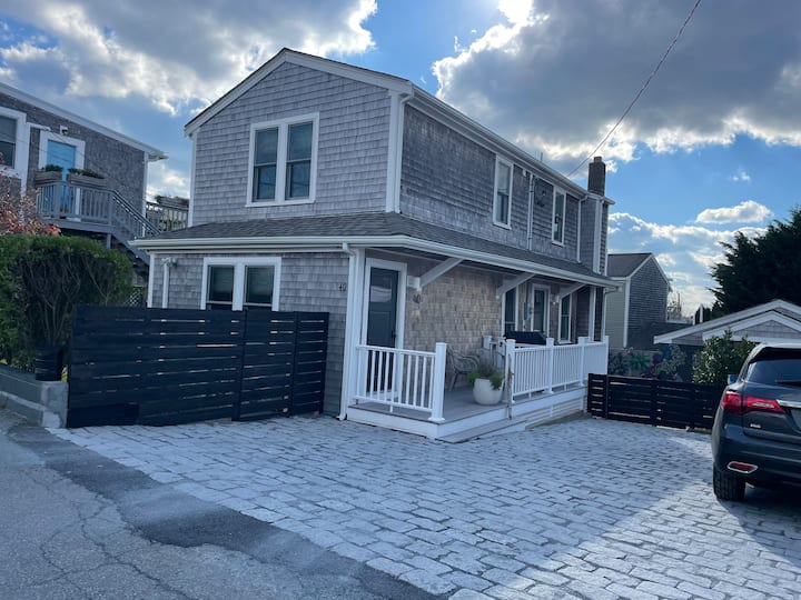 Updated 2 Bedroom Home In The West End - Provincetown, MA