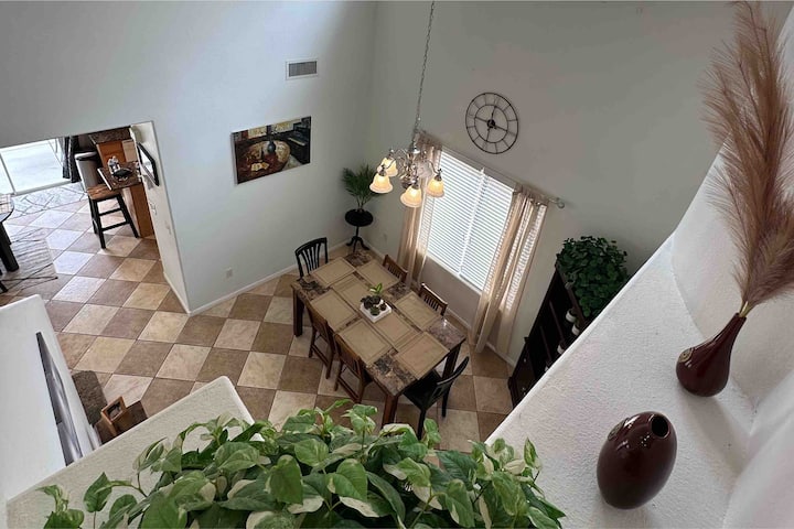 Huge Bohemian Style House! 5-7 Mins From Casinos! - Las Vegas, NV