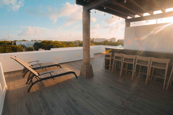 ¡Casa Moderna De 4 Pisos Con Rooftop Vista Al Mar! - Isla Mujeres