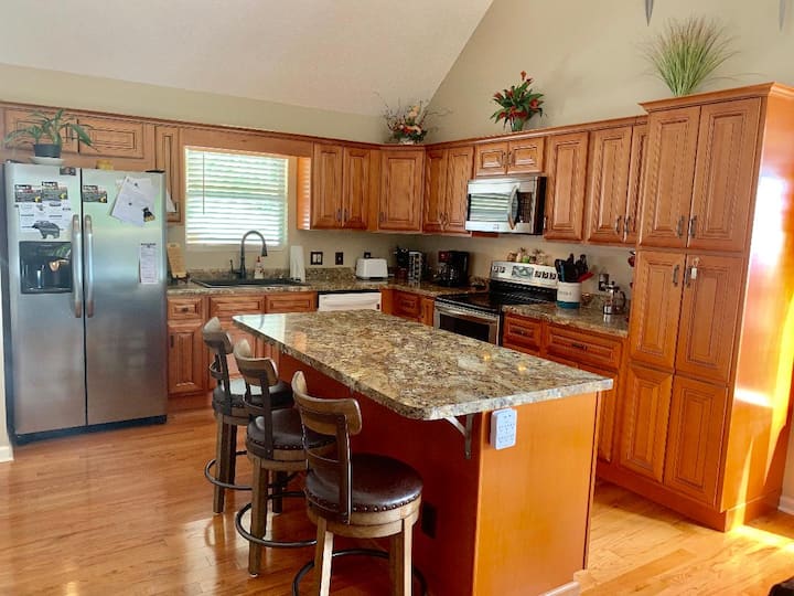 Decorated Lord Of Rings Theme. View All Year Round - Gatlinburg