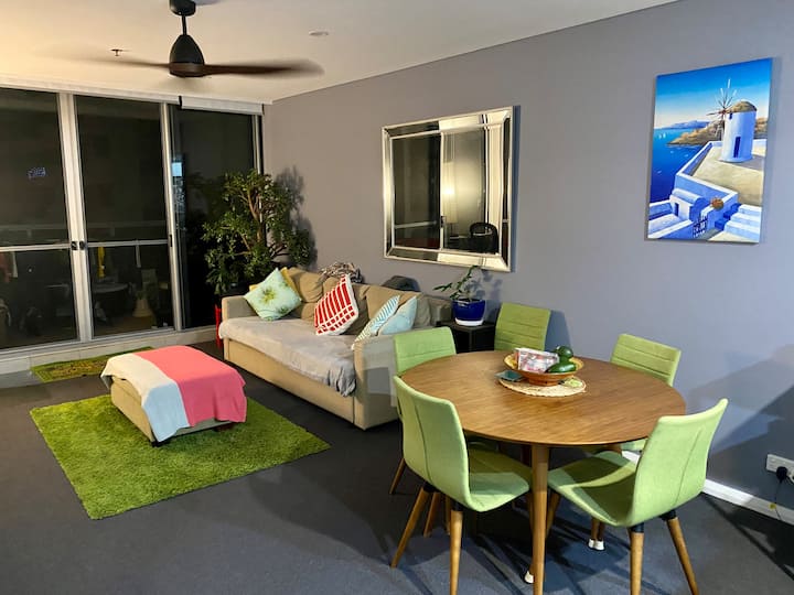 Private Room + Own Bathroom With Gym & Pool Access - Moore Park