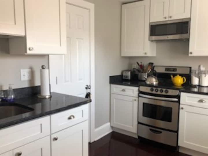 Beautiful Carriage House In Heart Of Capitol Hill - Washington, D.C.