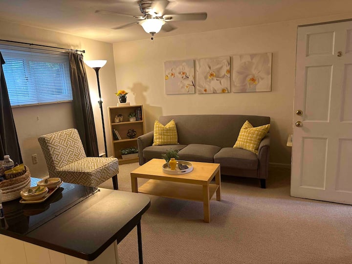 Crystal City-furnished 1 Br-easy Walk To Everthing - Alexandria, VA