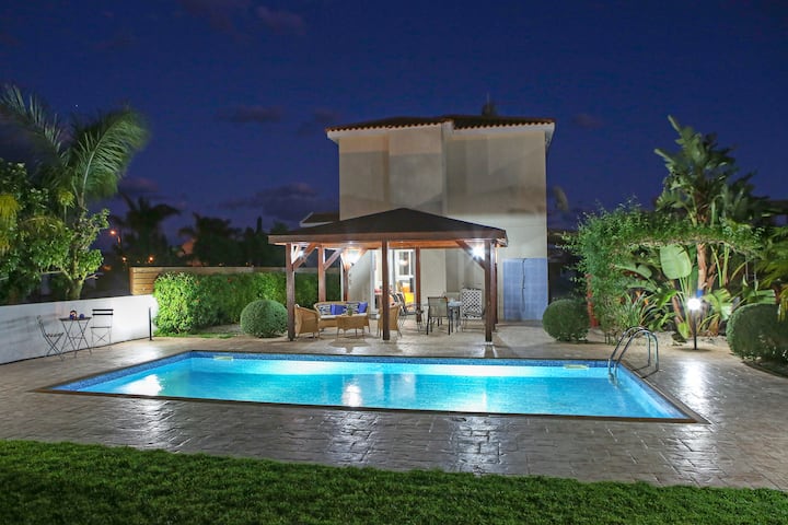 Magnificent Villa Sea-esta In Central Protaras!! - Protaras