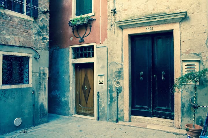 Rialto Mercato Melusina Apartment 4 - Venice