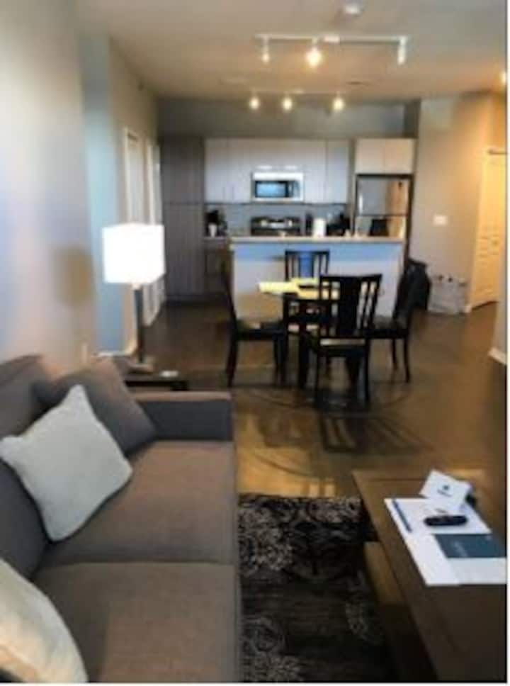 1 Bed/1 Bath- Auburn Hills- Prime Location - Rochester Hills, MI