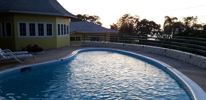 2 Bdr Apt At Ramparts (#1) Near Sangster Airport - Montego Bay