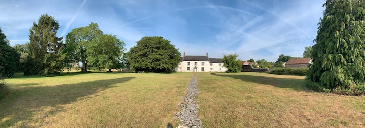 Charming Village Cottage - Cheddar