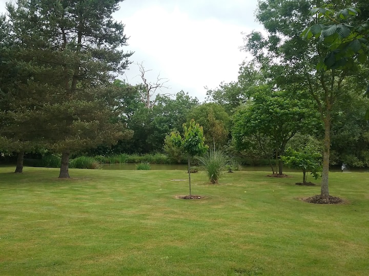 Mobil Home à La Campagne Près Du Puy Du Fou - France