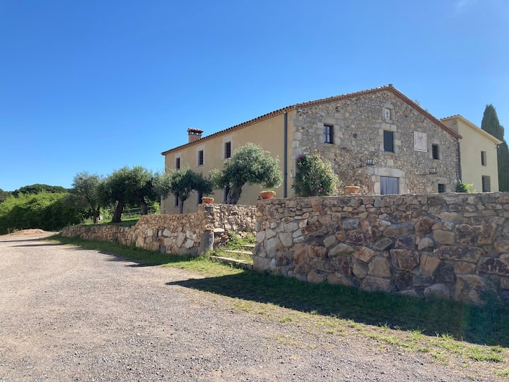 Casa Rural En Caldes De Malavella | Mas Salom - Cassà de la Selva
